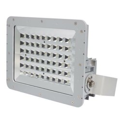 FIXTURE LED FLOOD 131W 5000K YOKE MOUNT 120-277V | Guillevin